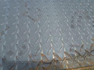 China A36 Steel Grade Hot Rolled Diamond Plate with 2.0mm-12mm Thickness for Construction and Industrial Use for sale