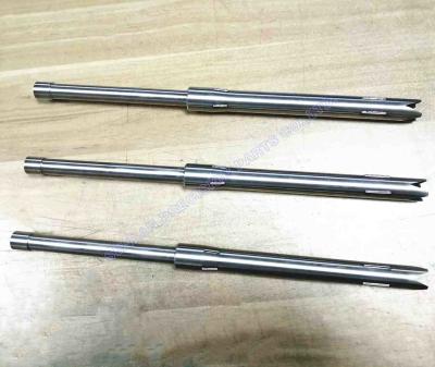 China 1.2344 Material Core Pins with 46-50HRC Hardness and +/-0.05mm Tolerance for Plastic Injection Mold Components for sale