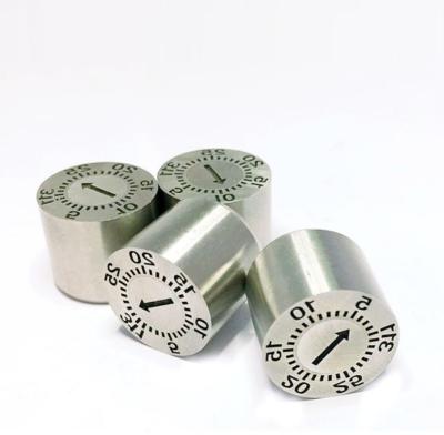 China DME Standard Interchangeable Mold Date Stamp with 48-54HRC Hardness for Plastic Molds for sale