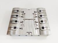 China Customized Mold Cores and Inserts with M300 Hot Work Tool Steel for Conformal Cooling and +/-0.01-0.005mm Tolerance for sale