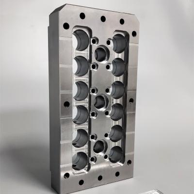 China Precision HRC56 Hardness Stavax Mold Core Plate with ±0.005mm Accuracy for Plastic Injection Molds for sale