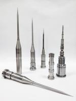 China Custom S136 SKD61 SKH51 Material Mold Core Pins with 48-53HRC Hardness and +/-0.005mm Tolerance for Medical Plastic Molds for sale