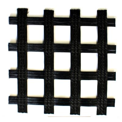 China Biaxial Woven Coated PVC Coating  Polyester Geogrid For Road Foundation for sale