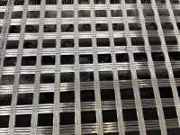 China Fiberglass Reinforcement Geogrid Coated With Elastomeric Polymer For Basal Construction for sale