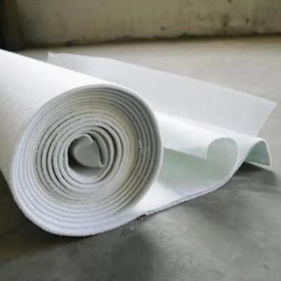 China 200gram Geotextile Composite Membrane 50m 100m Length For Reinforcement Embankments for sale