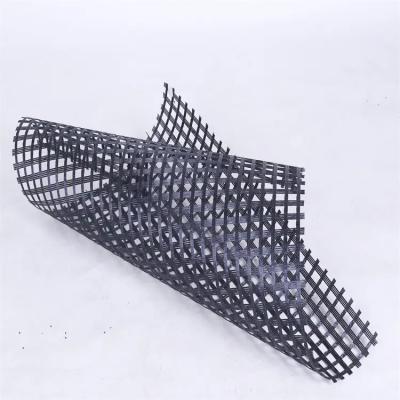 China Creep Resistant Polyester Geogrid Geosynthetic Material In Soft Foundation 50-100m Length for sale