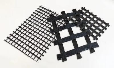 China Two Way Soft Soil Reinforce Polyester Biaxial Geogrid For Road Base Expressway Highway for sale