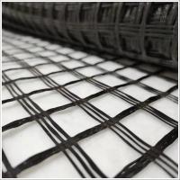 China Coating Asphalt 50 50 Fiberglass Geogrid Reinforces Base Layers For Airport Runways  Parking Lots for sale