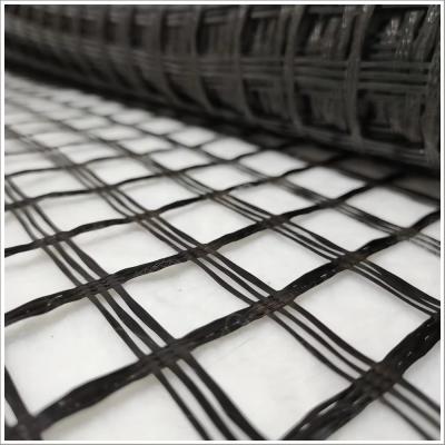 China Coating Asphalt 50 50 Fiberglass Geogrid Reinforces Base Layers For Airport Runways  Parking Lots for sale