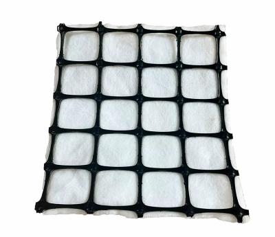China PP Geogrid Thermal Bond Geotextile Composite Geogrid Reinforces Subgrades  Isolation Gravel Layer For Highway for sale