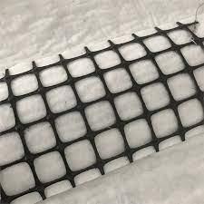 China 30-30KN PP Geogrid Thermal Bond 200g/sqm Geotextile Composite Geogrid Reinforce Soft Soil for sale