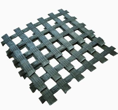China Civil Engineering Reinforcement Fiberglass Geogrid Coated With Elastomeric Polymer for sale