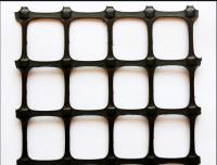 China Good Tensile Strength PP Biaxial Plastic Geogrid Mesh For Reinforce Road Base for sale