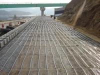 China Civil Engineering 130KN/M Plastic Geogrid Uniaxial HDPE Grid  Road Infrastructure Reinforcement Projects for sale