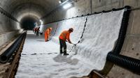 China 300gsm High-Quality White Polyprolylene Nonwoven Geotextile For Road Construction Landfill Of Garbage for sale