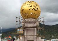 China Stainless Steel Sphere Sculpture 500cm Dia Outdoor Garden Decoration for sale
