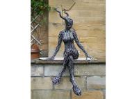China Modern Outdoor Decorative Stainless Steel Wire Woman Sculpture 100 cm Customizable Height for sale
