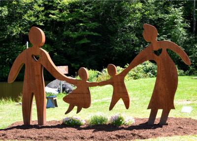 China Corten Steel Garden Sculpture Family Parents Children Playing 180cm Love Theme for sale