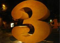 China Metal Number Three Corten Steel Sculpture 200 cm Outdoor Art Decoration with Natural Rust Patina for sale