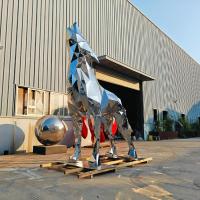 China 3-Meter Stainless Steel 316L Geometric Wolf Sculpture with Mirror Finish for Outdoor Landscapes for sale