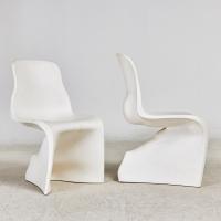 China Custom Abstract Fiberglass Sculpture Seat Chair Art Decoration Durable FRP Painted 1 Set for sale