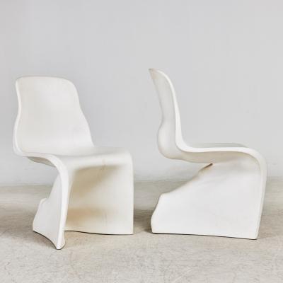 China Custom Abstract Fiberglass Sculpture Seat Chair Art Decoration Durable FRP Painted 1 Set for sale
