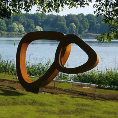 China Custom Rust-Colored Corten Steel Garden Sculpture Ring Shape Outdoor Metal Art for sale