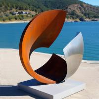 China Natural Corrosion Corten Steel and Stainless Steel Fish Sculpture 150cm Height Garden Art for sale