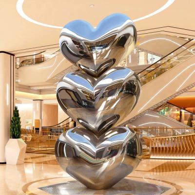 China Mirror Finish Stacked Heart Stainless Steel Sculpture 150 cm Hotel Decoration for sale
