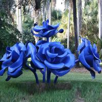 China Large Painted Stainless Steel Flower Rose Sculpture Custom Size Outdoor Garden Art for sale