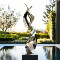China Custom Outdoor Stainless Steel Mirror Finish Sculpture 180cm Height Polished for sale