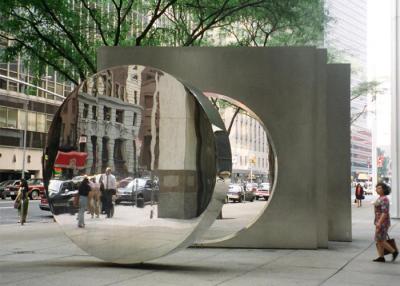 China Custom Stainless Steel Disk Sculpture 120cm Mirror Finish Outdoor Street Decoration for sale