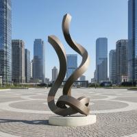 China Large Stainless Steel Ribbon Sculpture 240cm H Handcrafted Art for Outdoor Decor for sale