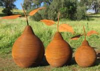 China Rusty Corten Steel Pear Sculpture 100 cm Outdoor Decorative Metal Art for sale