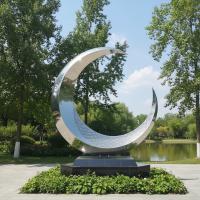China Custom Large Outdoor Stainless Steel Moon Sculpture Mirror Polished Hollow Crescent Art for Garden Plaza Decoration for sale