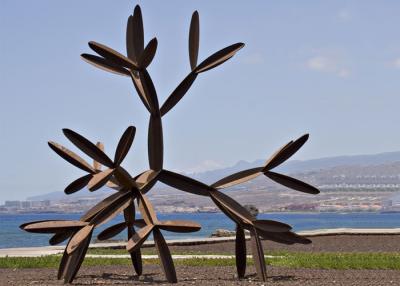 China Corten Steel Entrance Sculpture 200cm Height Rusty Finish Custom Metal Art for sale