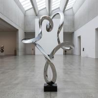 China Modern Eternal Heart | 8K Mirror-Polished Stainless Steel Abstract Sculpture for Luxury Landscapes for sale