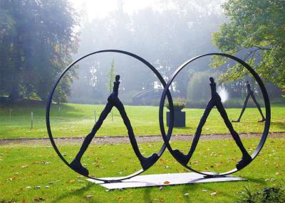 China Life Size Western Style Couple Figure Bronze Outdoor Sculpture Park Decor Custom for sale