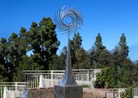 China Large Outdoor Stainless Steel Kinetic Sculpture 200 cm Custom Size Garden Art for sale