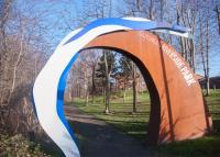 China Contemporary Park Decoration Outdoor Metal Corten Steel Arch 250cm H Rusty Finish for sale