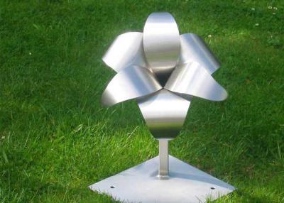 China Custom Stainless Steel Sandblasted Metal Flower Sculpture for Garden Decoration for sale