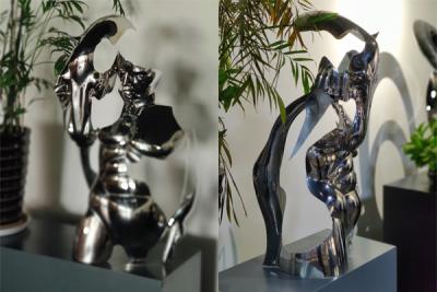 China Mirror Polished SS316 Human Face Horse Head Sculpture 100cm Height Customizable for sale