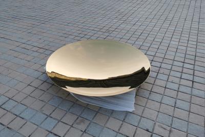 China Gold Titanium Coated Stainless Steel Circular Concave Mirror Sculptures for sale
