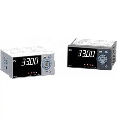 China UM33A Digital Temperature Sensor With Display 4-20 Ma Panel Mount for sale
