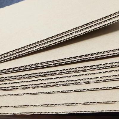China B C E F Flute Cardboard Corrugated Sheets 3 Layer 5 Layer Custom Thickness / Size for sale