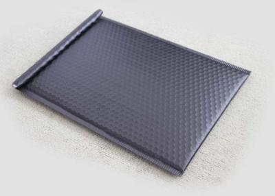 China Self Adhesive Seal Metallic Bubble Mailers For Packing Jewelry And Small Gift for sale