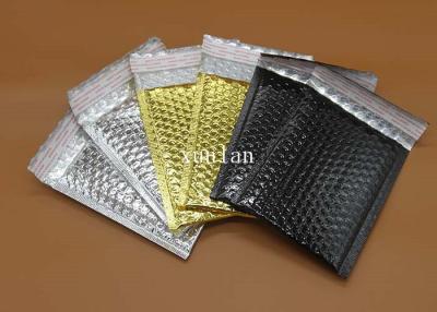 China Anti Tremble Shipping Bubble Mailers 6x9 For Long Distance Transportation for sale