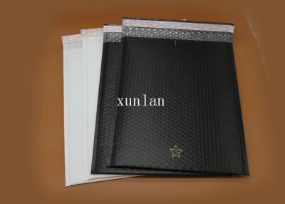 China Colorful Printing Polyethylene Shipping Bags Recyclable With Bubble Wrap Inside for sale