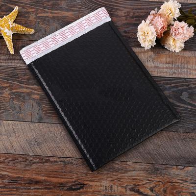China Easy Opening Metallic Bubble Mailers 6x9 Self Adhesive Tape Seal Various Colors for sale