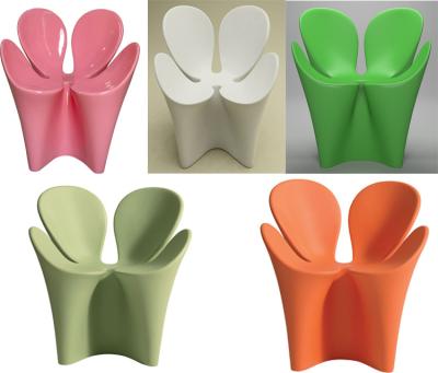 China Ron Arad Clover Fiberglass Arm Chair Flower Shape Customized For Living Room for sale